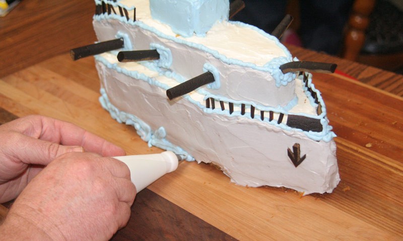 How to Make and Decorate a Birthday Battleship Cake - Azure Standard