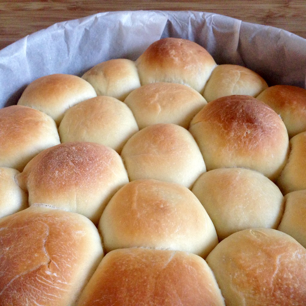 Best Heritage Grain Dinner Rolls Recipe - Azure Standard