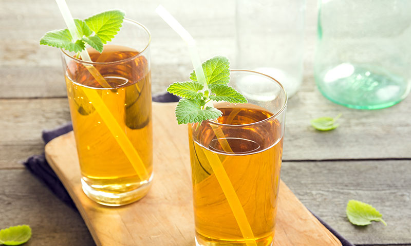 Take a Sip of Kefir Water & Kombucha in a Probiotic Drink - Azure Standard