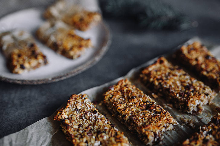 Best Easy Raw Superfood Bars with Honey & Bee Pollen - Azure Standard